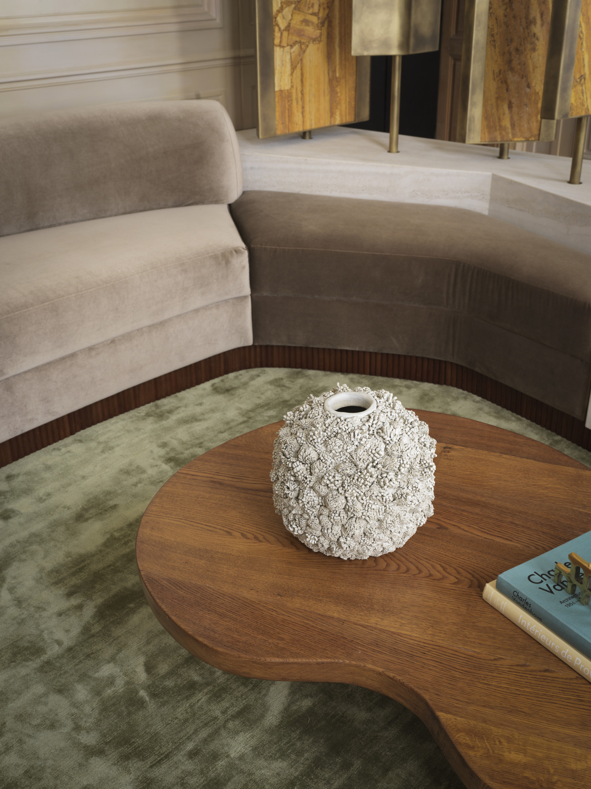 Hugo Toro — APPARTEMENT SAINT PÈRES PARIS - Hugo Toro